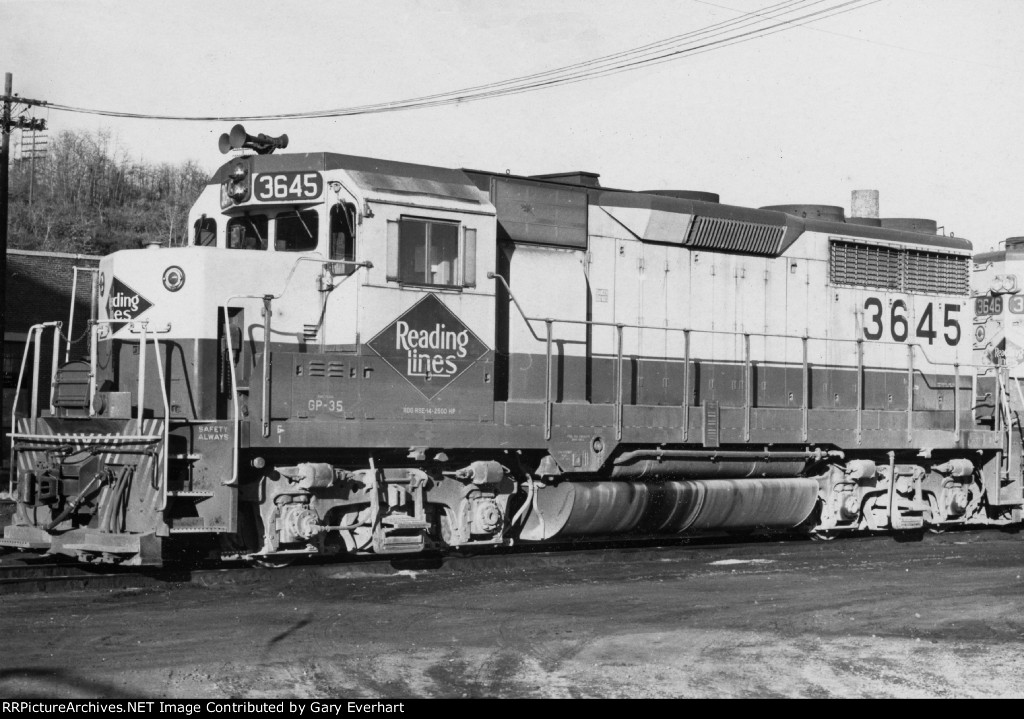 RDG GP35 #3645 - Reading Co